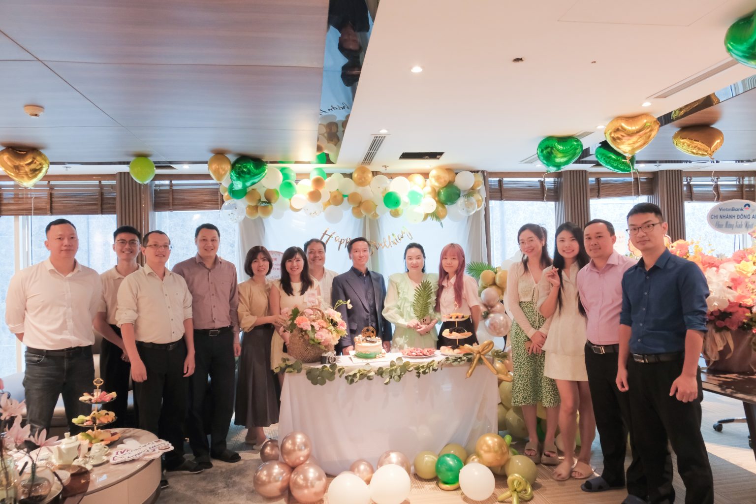 THẮP LỬA THÁNG 5: HAPPY HOUR – MỪNG SINH NHẬT HAI LÃNH ĐẠO CỦA EMIR! – EMIR